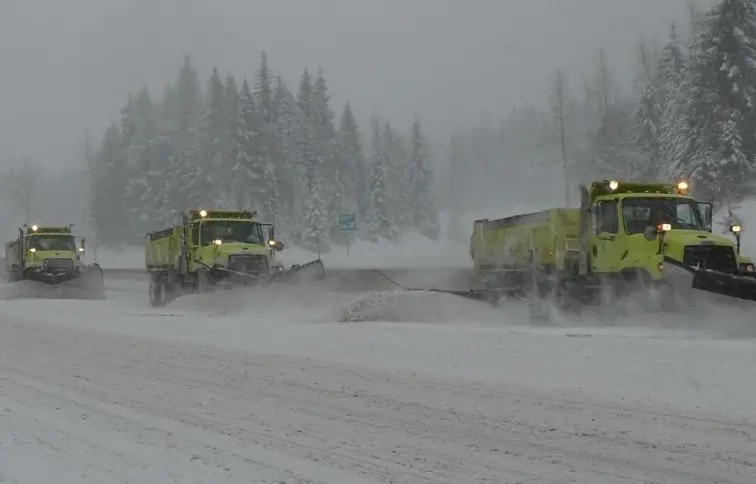 Snoqualmie Pass Smashes Early-Season Snowfall Record; Alberta Clipper ...